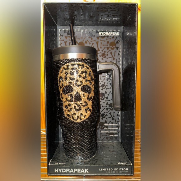 Hydrapeak | Dining | Hydrapeak Limited Edition 4oz Voyager Cheetah ...